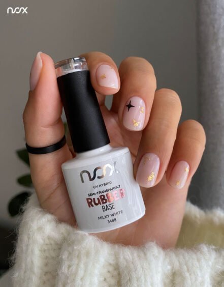 Delikatny manicure - 13 propozycji na subtelne paznokcie - inspiracje NOX